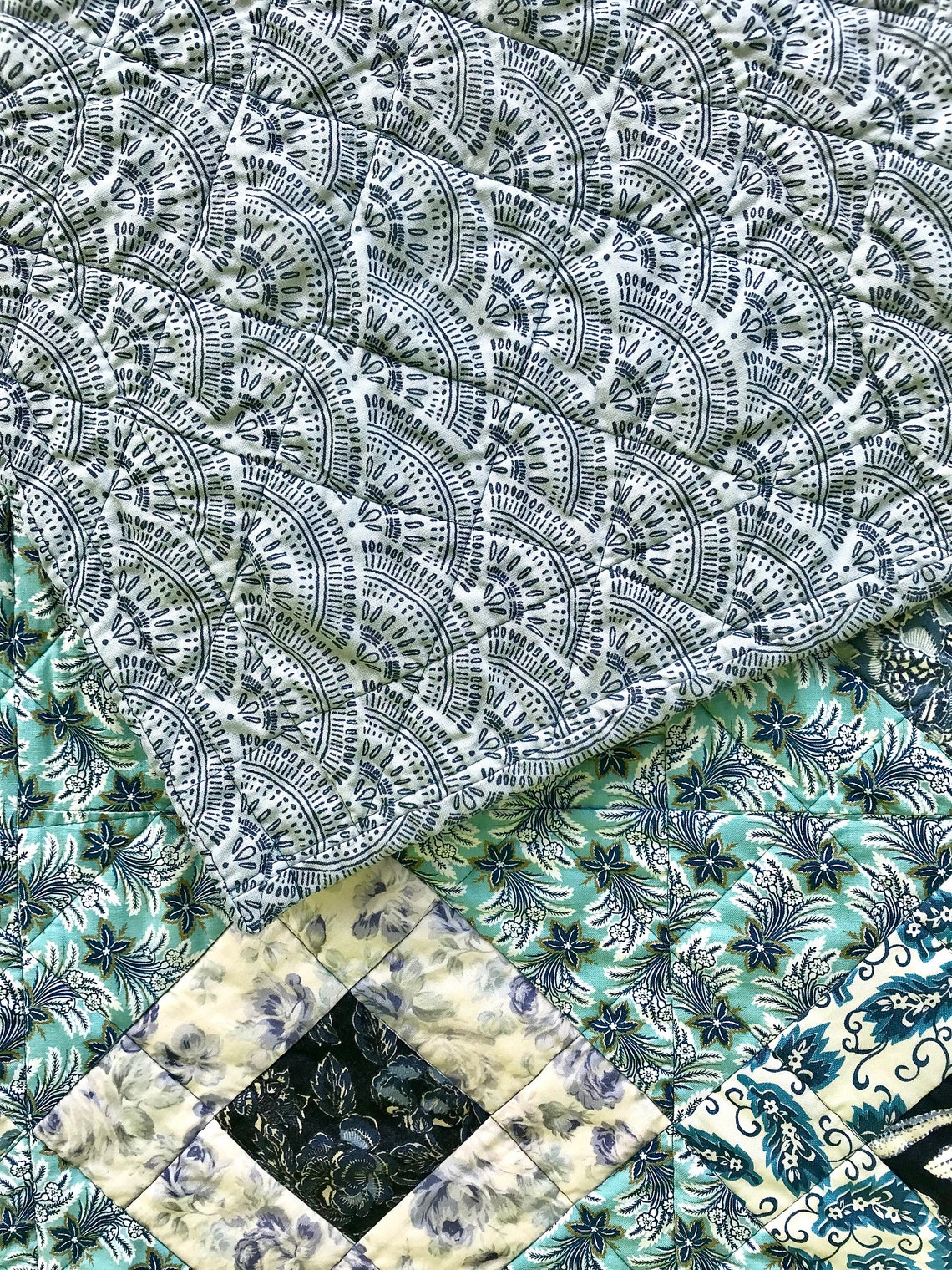 Blue Beauty Squared Queen Quilt - Etsy