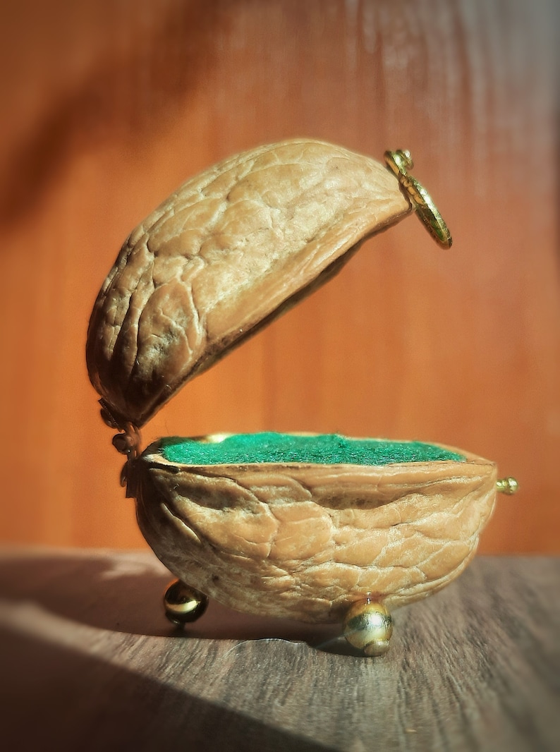 Walnut Shell Ring Box, Proposal Ring Box, Walnut Shell Giftbox, Walnut ...