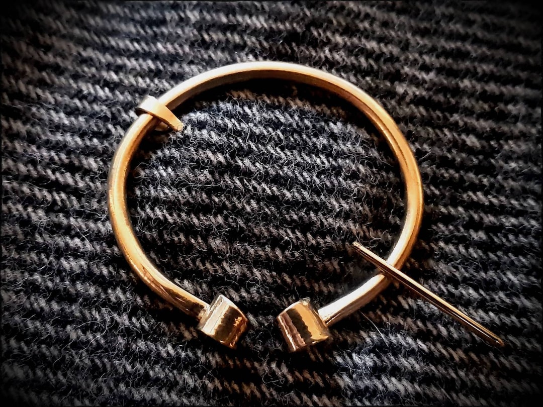 Viking Saxon Penannular Fibula Cloak Pin Brooch - Etsy UK