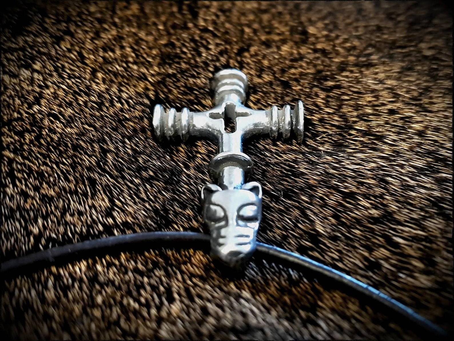 Viking Wolf Cross Hammer Mjölnir Pendant Necklace - Etsy UK