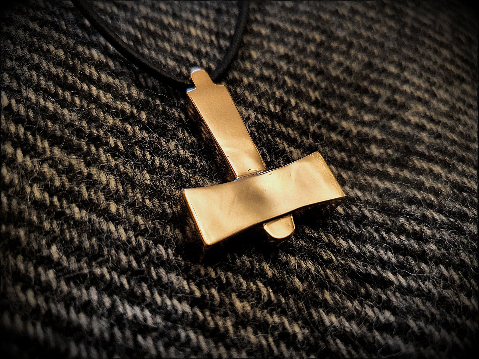 Mjolnir Thors Hammer Pendant Necklace - Etsy UK