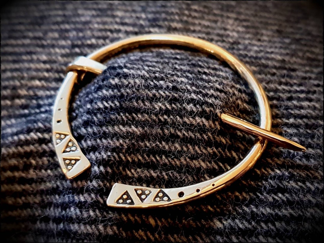 Viking Saxon Penannular Fibula Cloak Pin Brooch - Etsy
