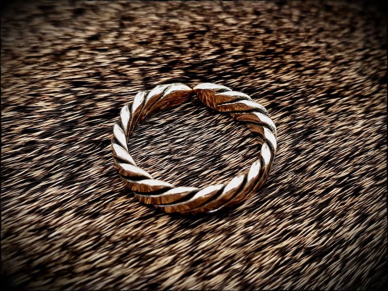 Viking Saxon Twisted Ring - Etsy