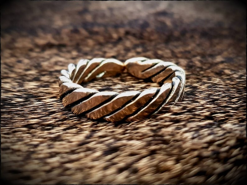 Viking Saxon Twisted Ring - Etsy
