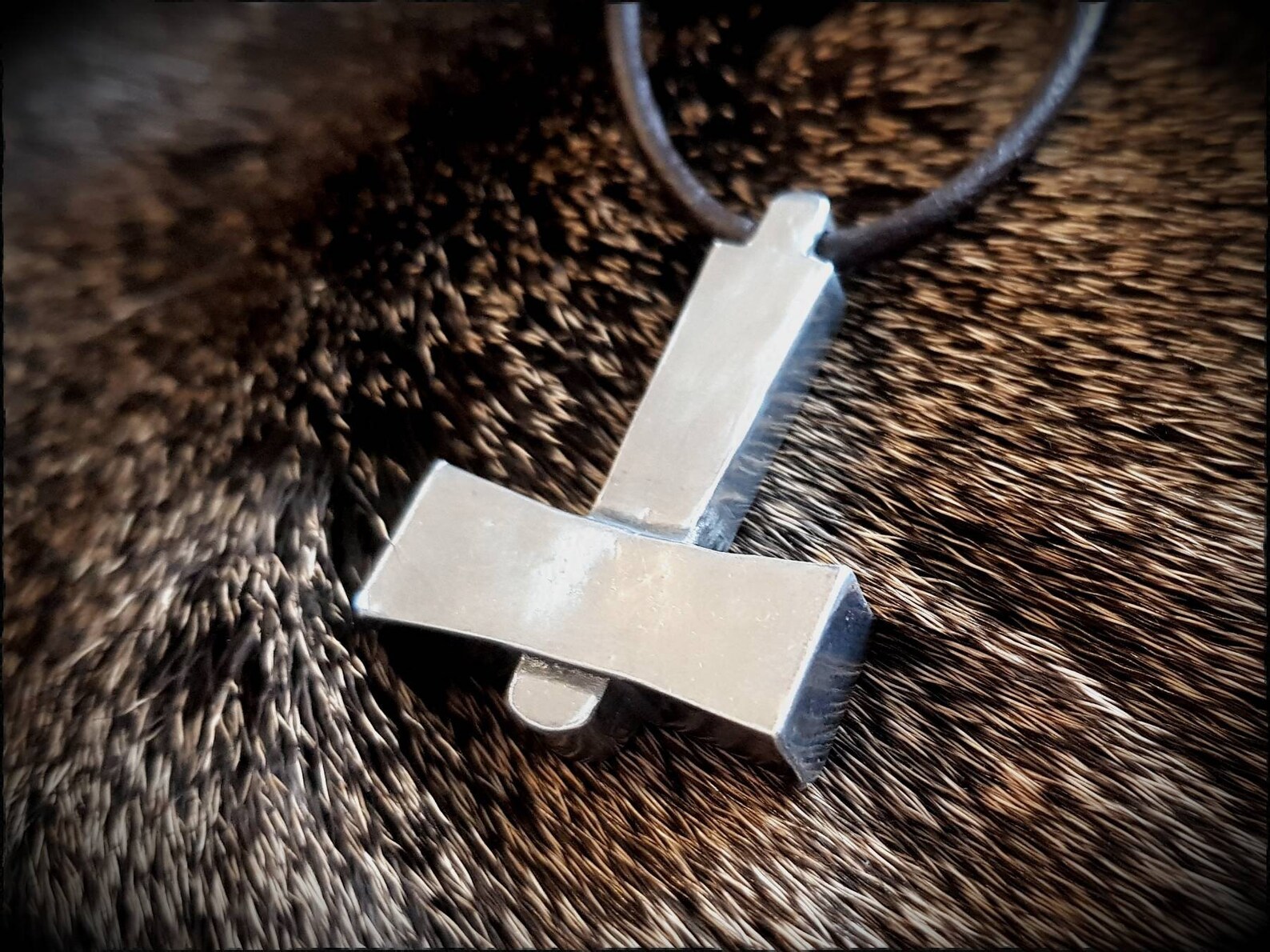 Mjolnir Thors Hammer Pendant Necklace - Etsy UK