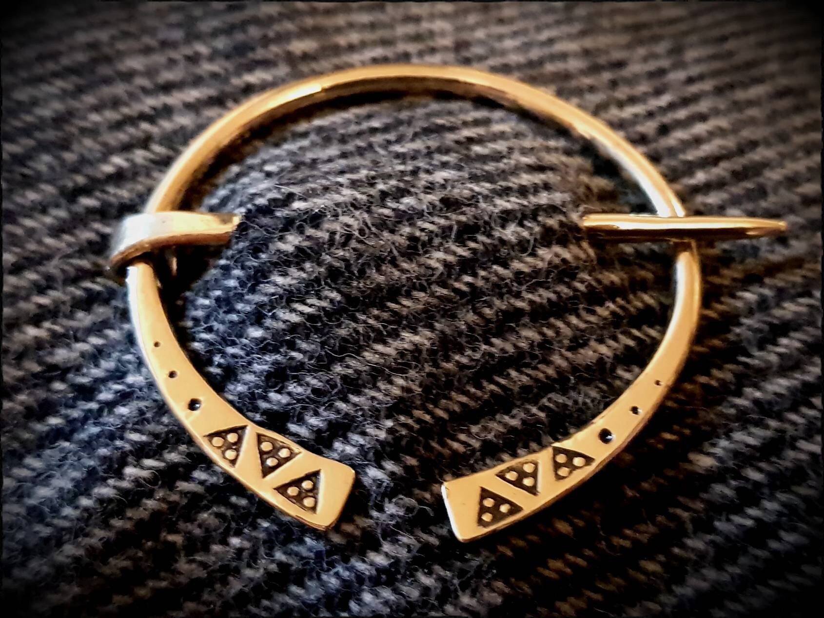 Viking Saxon Penannular Fibula Cloak Pin Brooch - Etsy UK