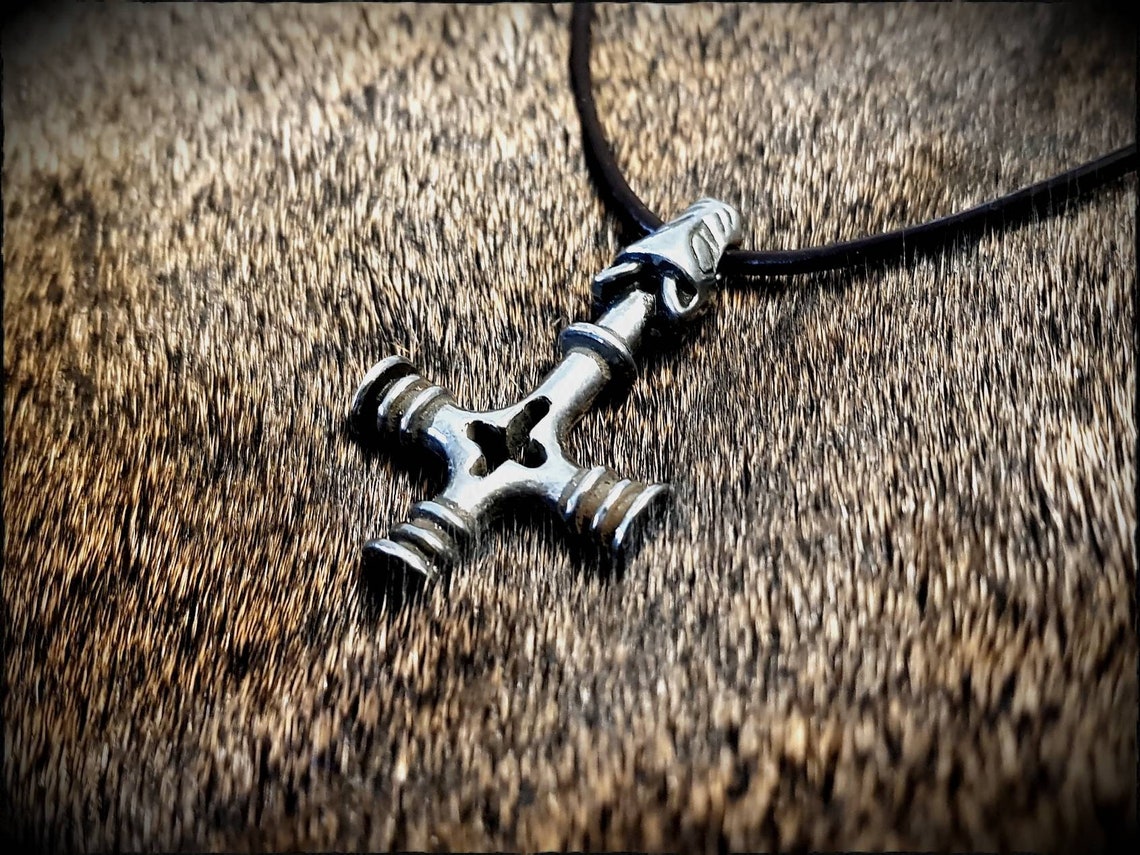 Viking Wolf Cross Hammer Mjölnir Pendant Necklace - Etsy UK