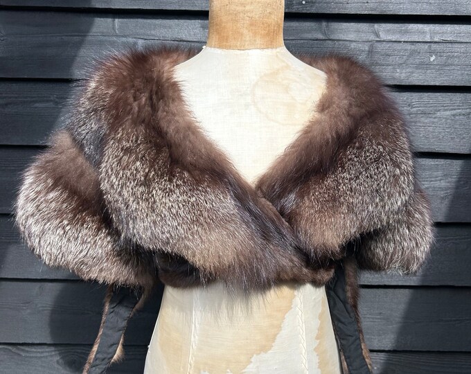Genuine Vintage Fox Fur Cape, Silver Fox Fur Stole Harman Bros Label ...