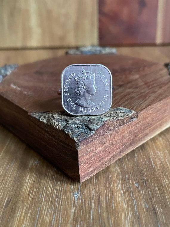 Queen Elizabeth II Ring Cooper Rounded Square Coin Ring - Etsy