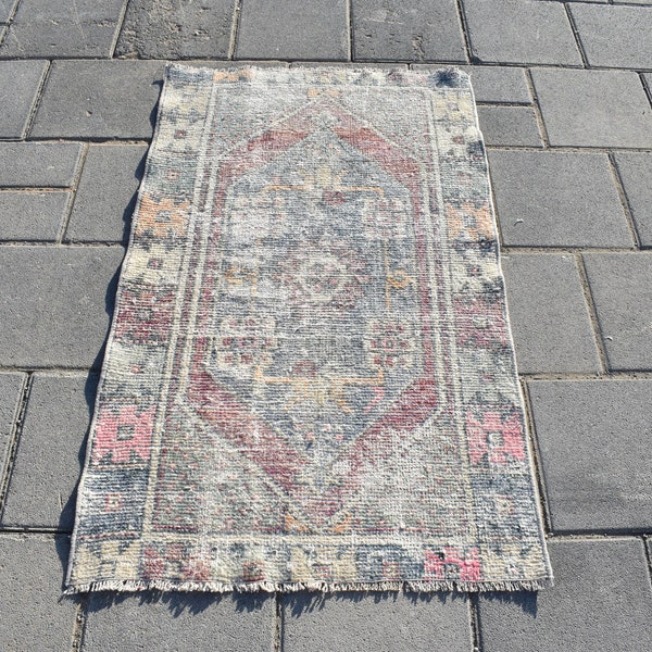 2x4 Runner Rug - Etsy