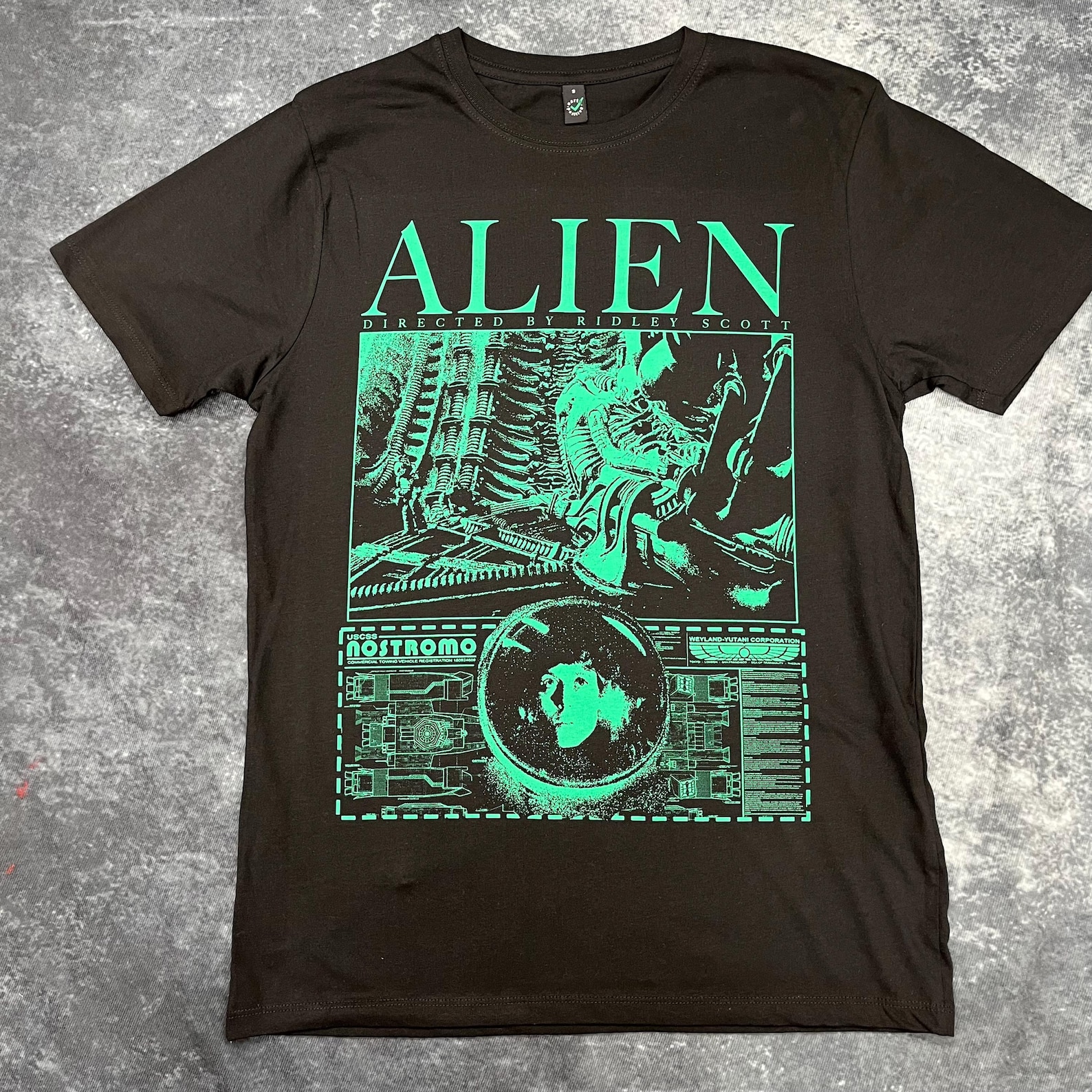 RIDLEY SCOTT'S ALIEN Sci Fi / Horror Film Shirt - Etsy