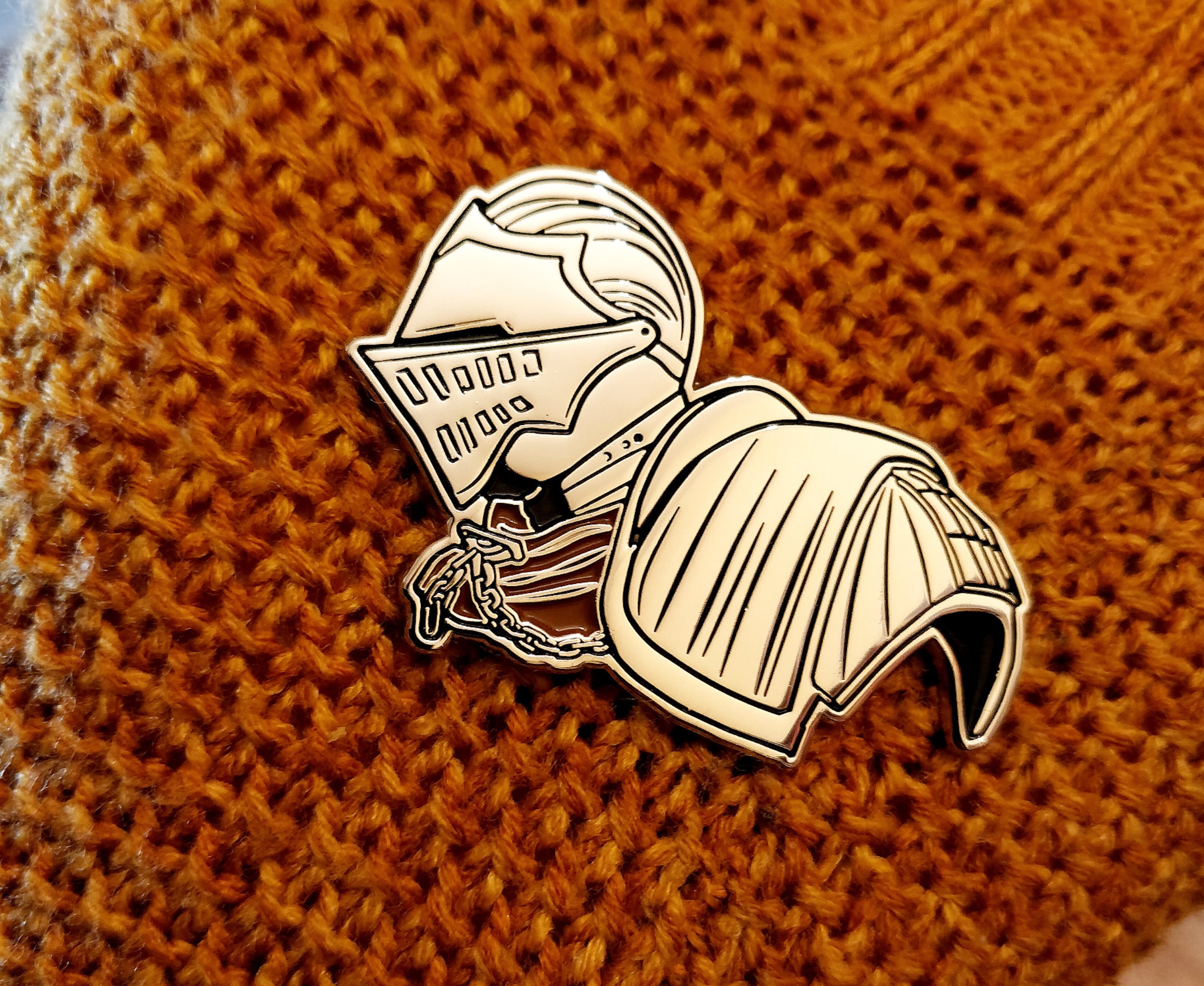 DS1 Elite Knight Armour Set Firelink Shrine Enamel Pin / - Etsy UK