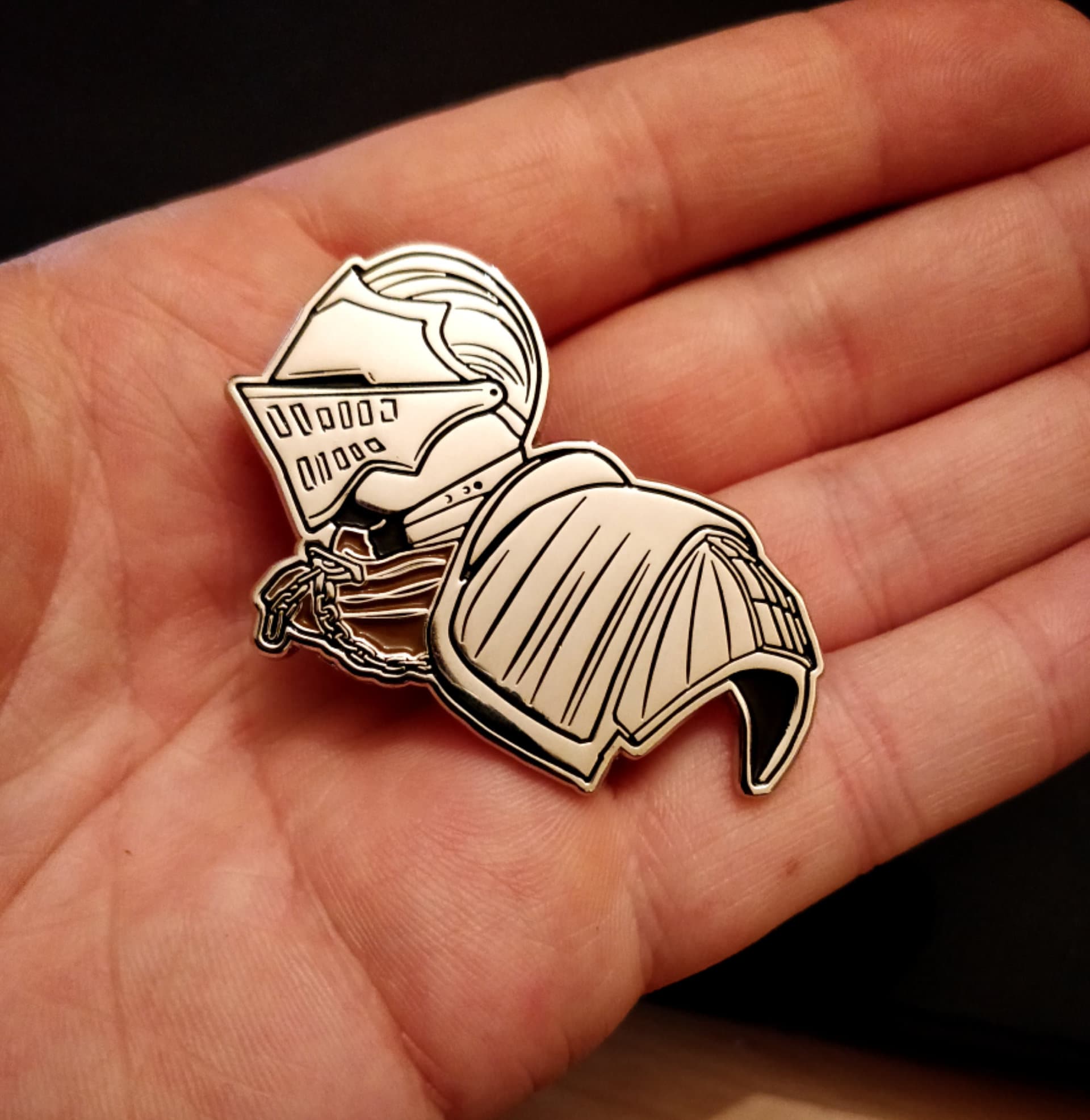 DS1 Elite Knight Armour Set Firelink Shrine Enamel Pin / - Etsy UK