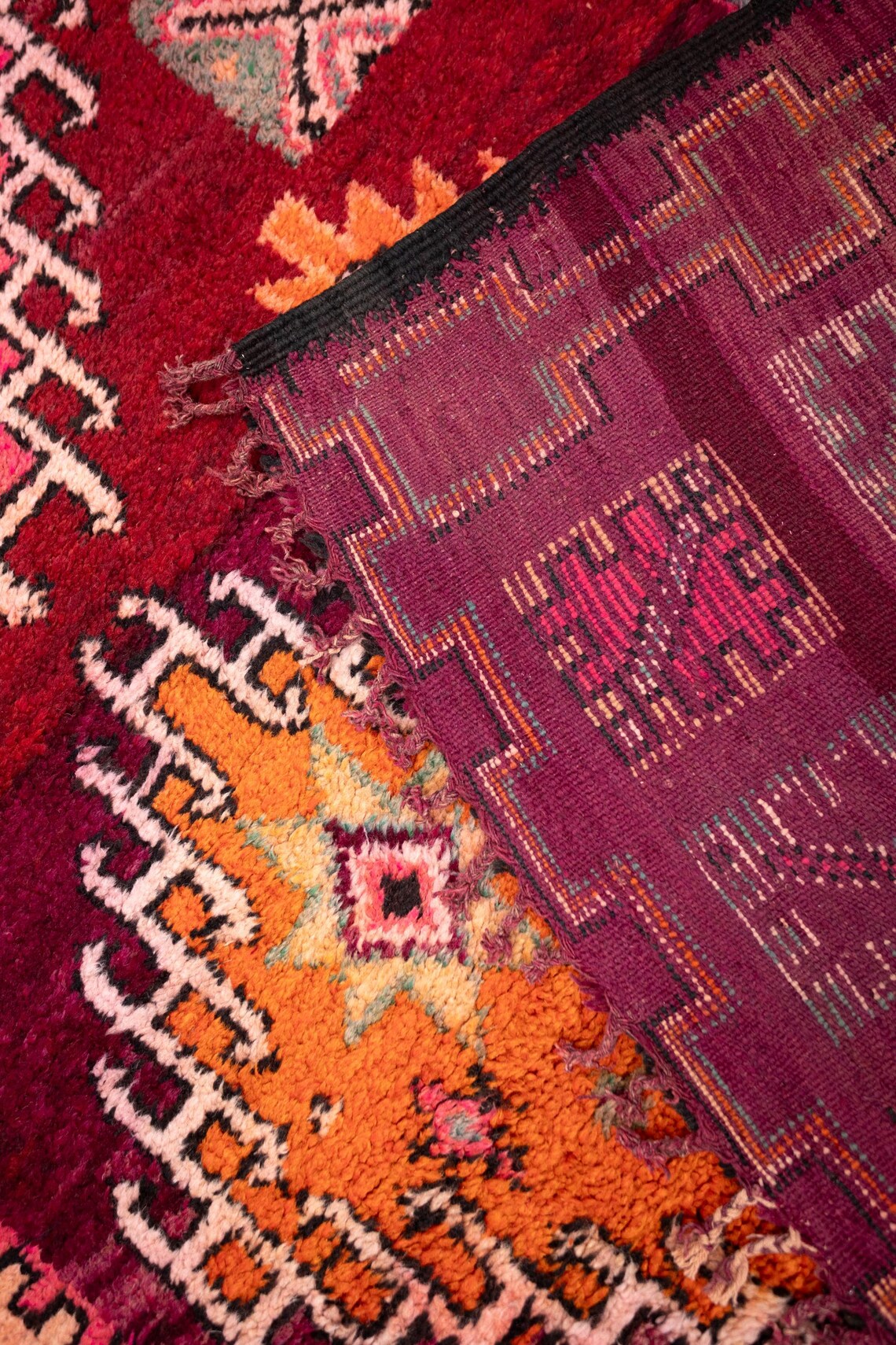 WELCOME - Vintage Wine Rehamna Moroccan Rug - 12'8 X 6'8 - Etsy