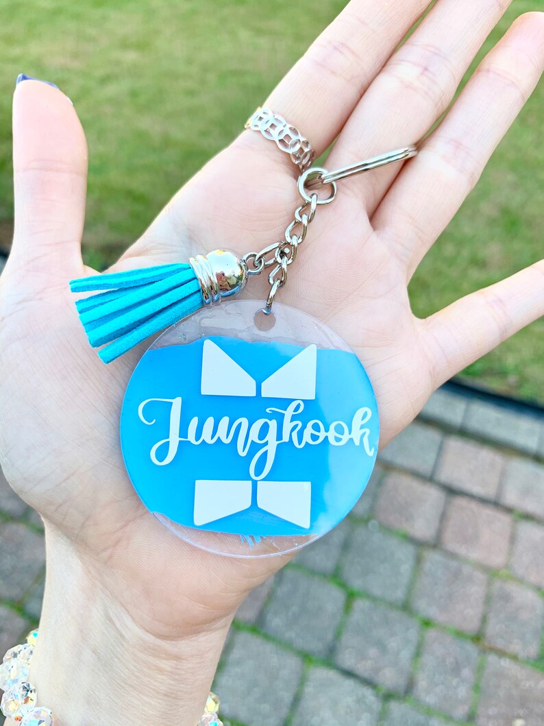 Personalized Round Acrylic Keychain With Name Round Keychain - Etsy