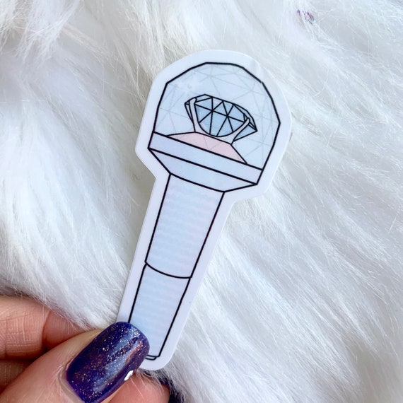 Seventeen light stick store