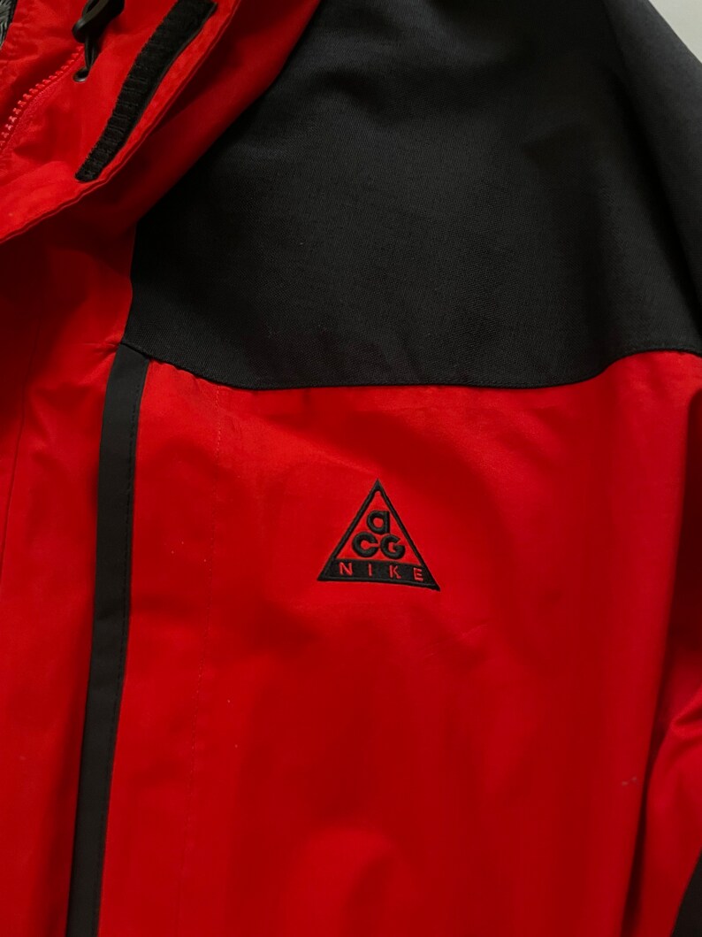 2000s XL Nike ACG Red and Black Stormfit Shell Jacket - Etsy
