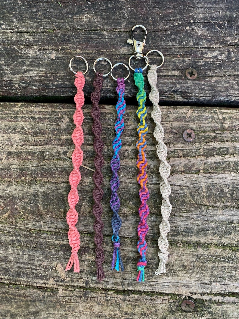 Custom Spiral Hemp Keychain - Etsy