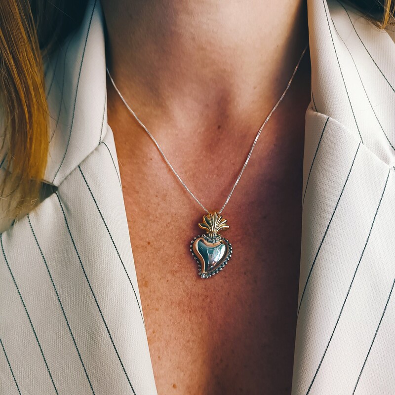 Sacred Heart Necklace - Etsy