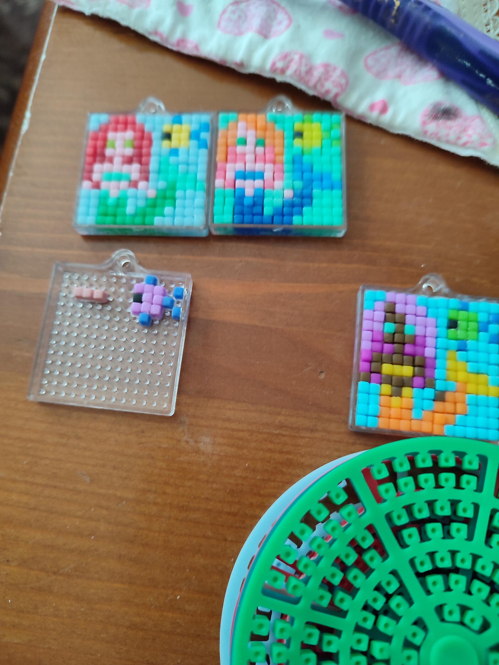 Pixel Keyrings - Mermaids - Etsy