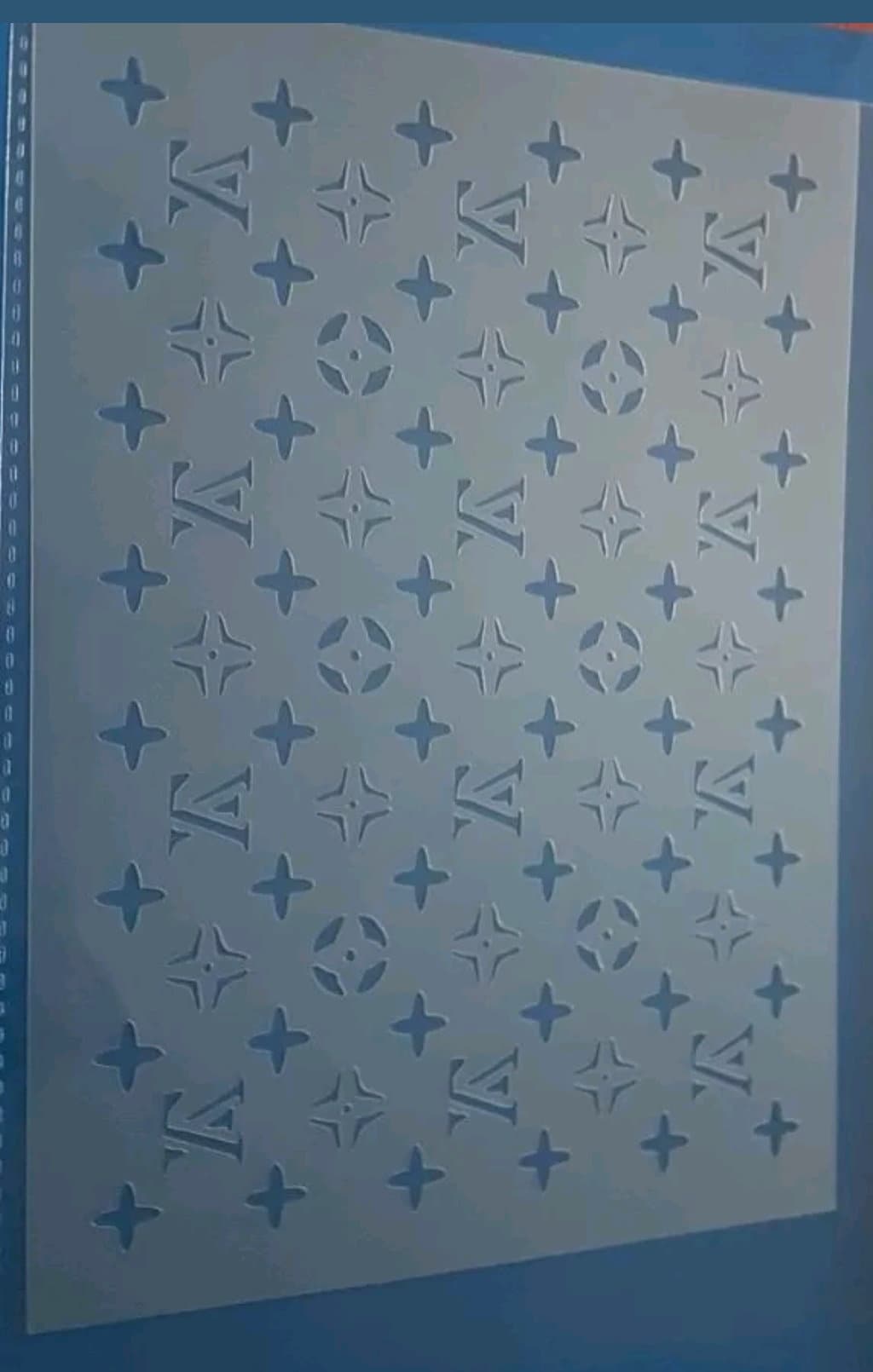 Lv Cake Stencil | semashow.com