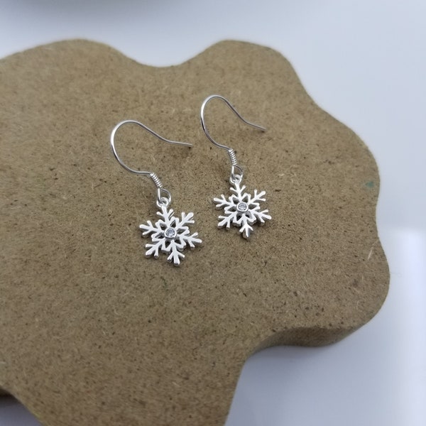 Snowflake Earrings - Etsy