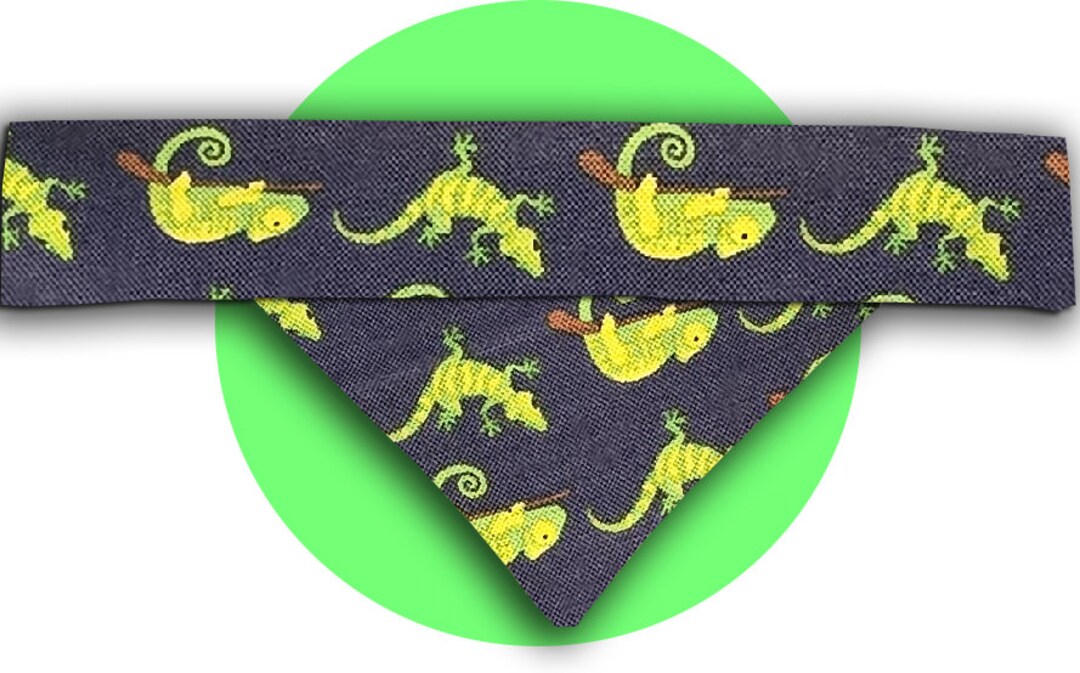 Lizards on Blue Over the Collar Dog Bandana - Lizard Bandana - Dog ...