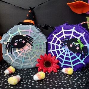 Spiderweb Mini Piñata 5" Halloween Party Favor Halloween Mini Piñata ...
