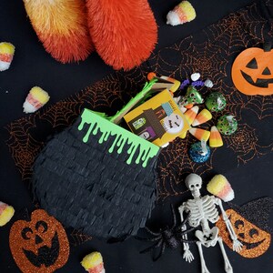 Cauldron Mini Piñata, Cauldron Decor, Witch's Cauldron, Halloween ...