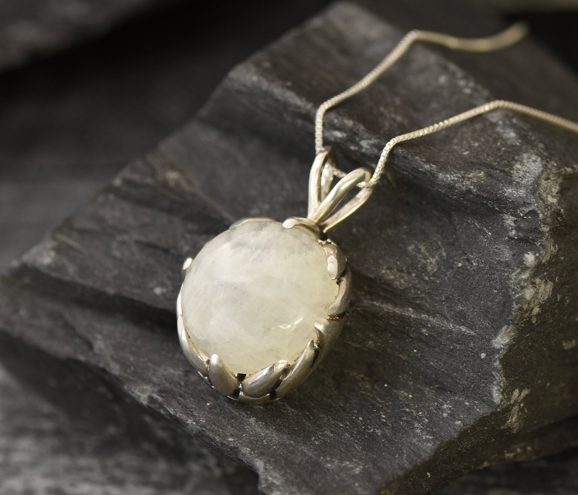 Round Moonstone Pendant Natural Rainbow Moonstone Vintage | Etsy