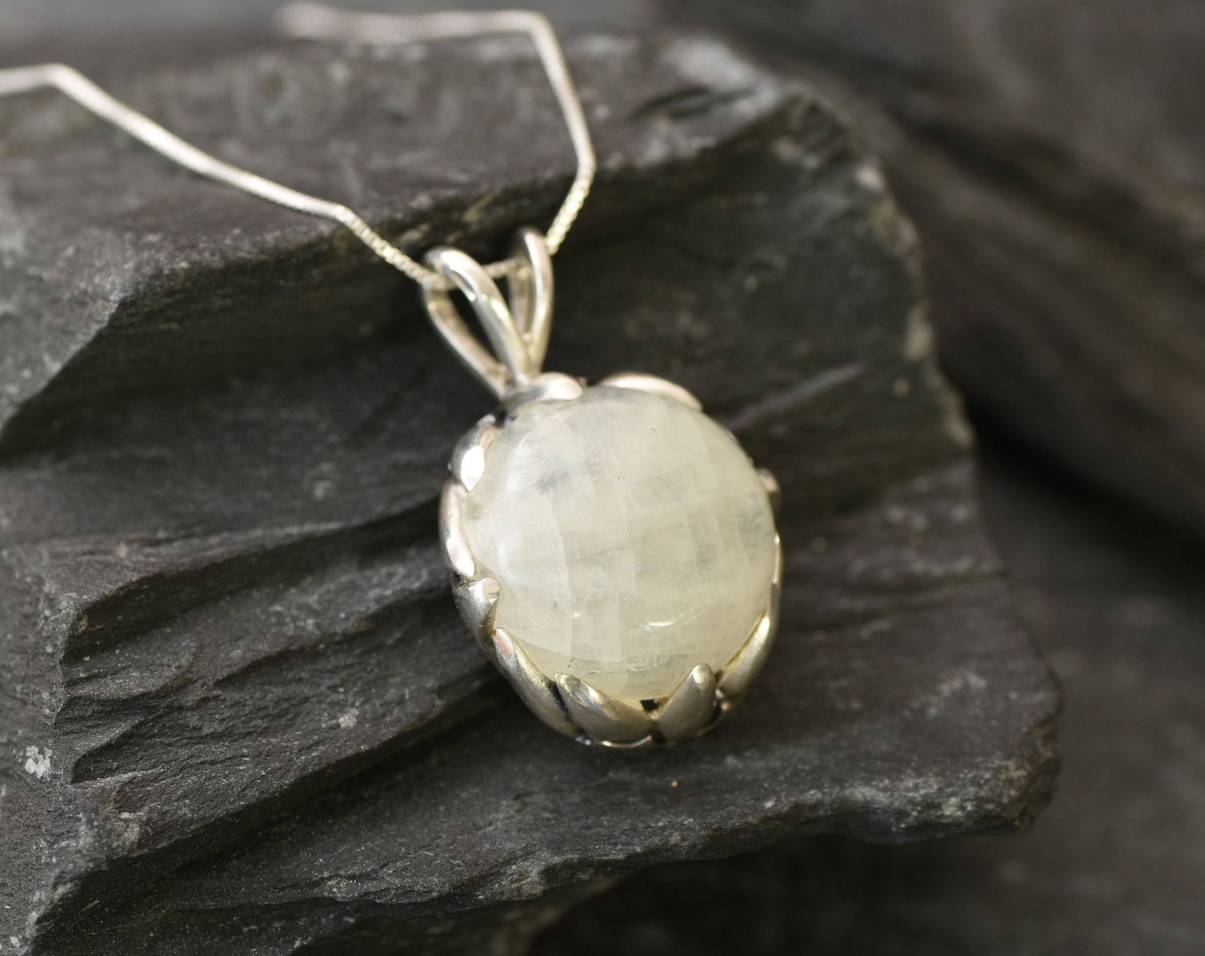 Round Moonstone Pendant Natural Rainbow Moonstone Vintage | Etsy