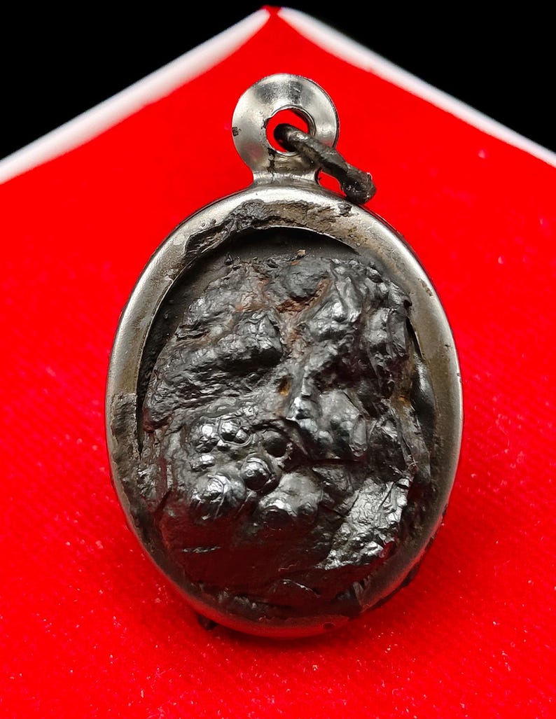 Cased Umklum Sacred Leklai Rock Stone Charm Protect Talisman Famous ...