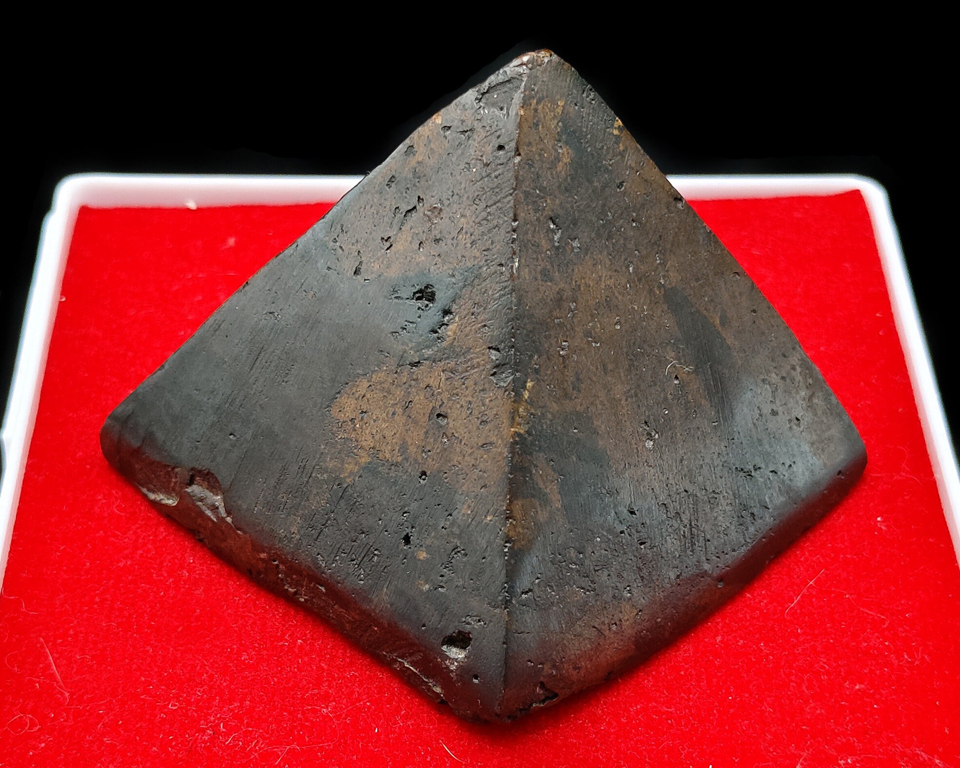 Rare Mysterious Sacred Pyramid Leklai Stone Magic Charm Protection ...