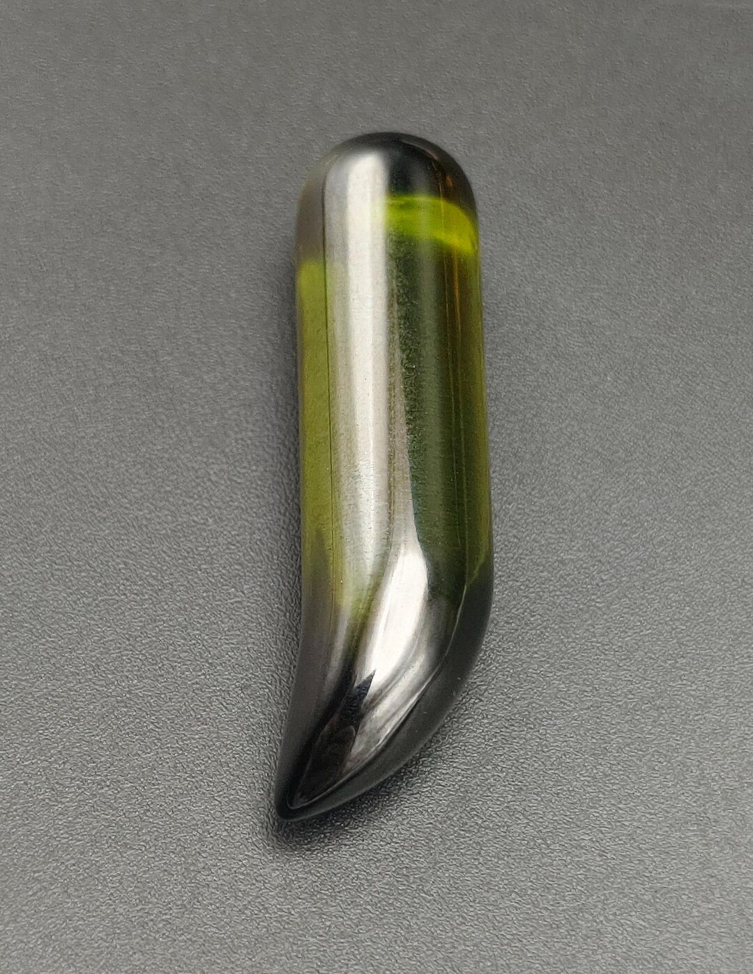 Mystic Green Energy Claw Fang Naga Eye Gemstone Crystal Charm Wealth ...
