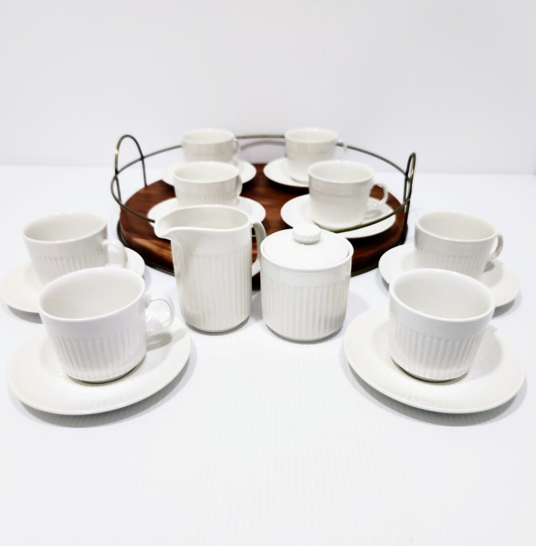 Vintage Johnson Brothers Athena Pattern Tea Coffee Cups and Saucers Set ...