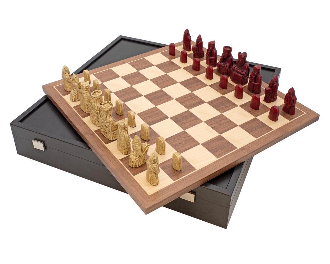 The Isle of Lewis Cardinal & Walnut Deluxe Chess Set With Presentation ...