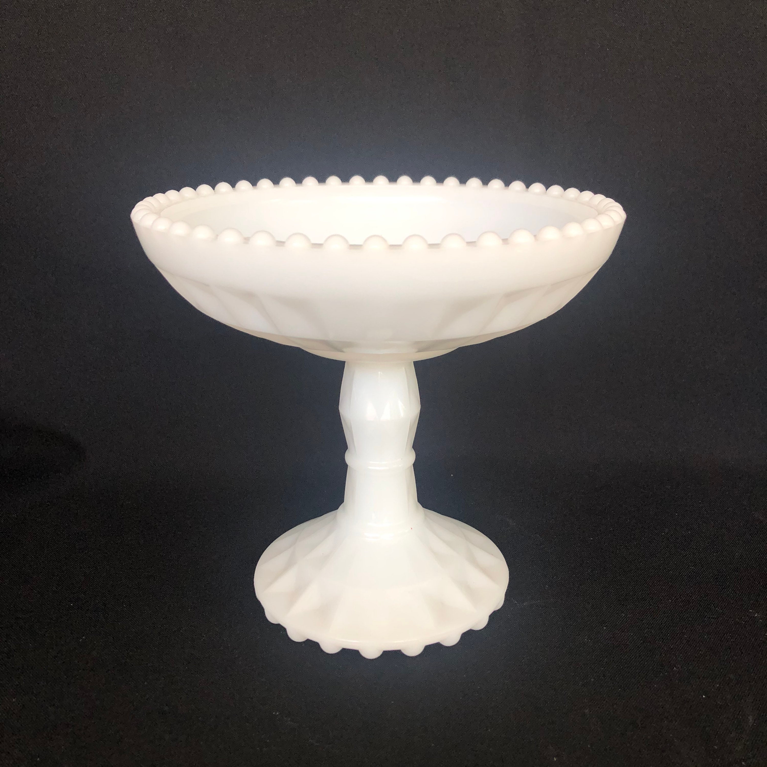 RARE Vintage Milk Glass Windsor Pattern Beaded Rim Panelled Stem ...