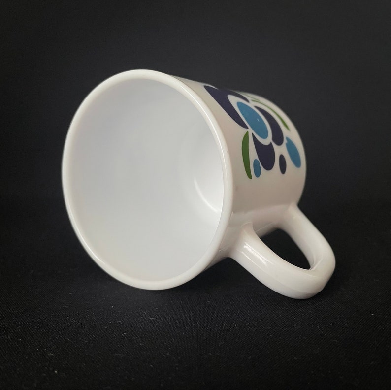 RARE Vintage Mid Century Arcopal White Milk Glass 9oz Mug With Blue and ...
