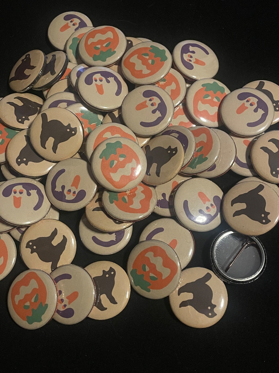 Halloween Sugar Cookie Pins: Nostalgic Autumn Badges - Etsy