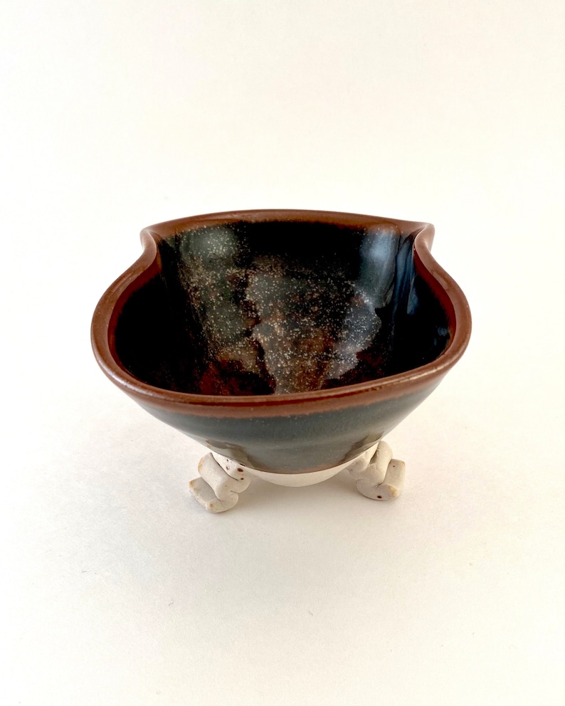 Three Legged Bowl - Etsy