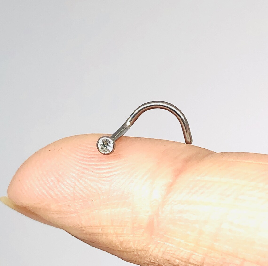 18G 20G Tiny G23 Titanium Crystal Curved Screw In Nose Stud | Etsy