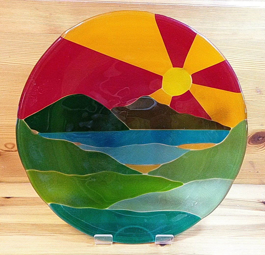 HEBRIDEAN SUNSET', Glass Bowl, handmade by SoLuS Studio Glass, Coll ...