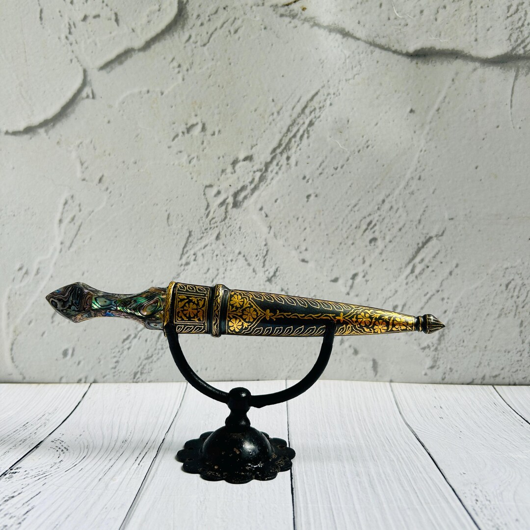 Indian Handcrafted Dagger Khanjar Knife in Gold Koftgari and Mother of ...