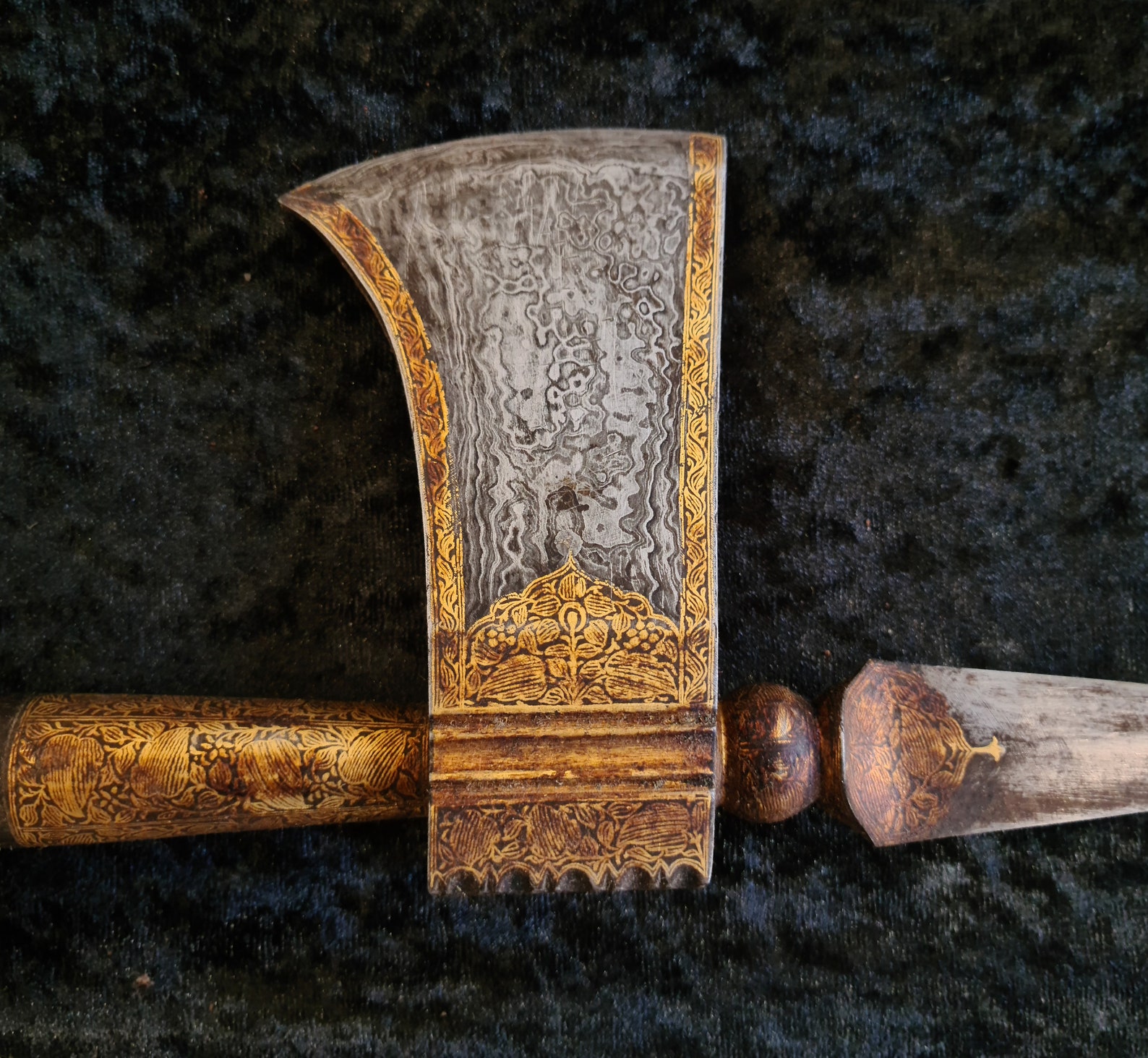 Vintage Indian Islamic Ottoman Spiked Tabar Zin Saddle Axe Gold ...