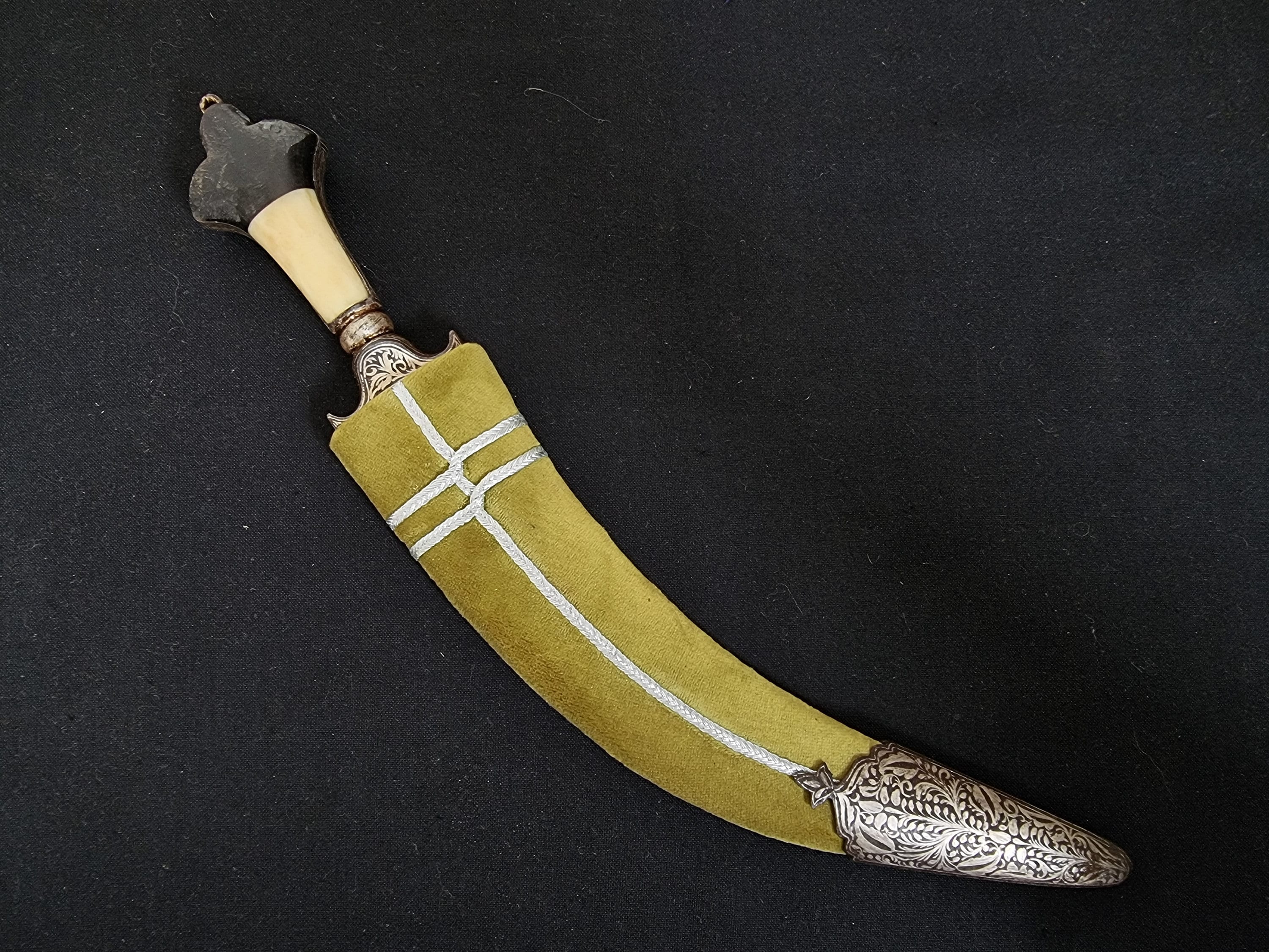 Vintage Indo Persian Sikh Bone Hand Grip Jambiya Dagger With Damascus ...
