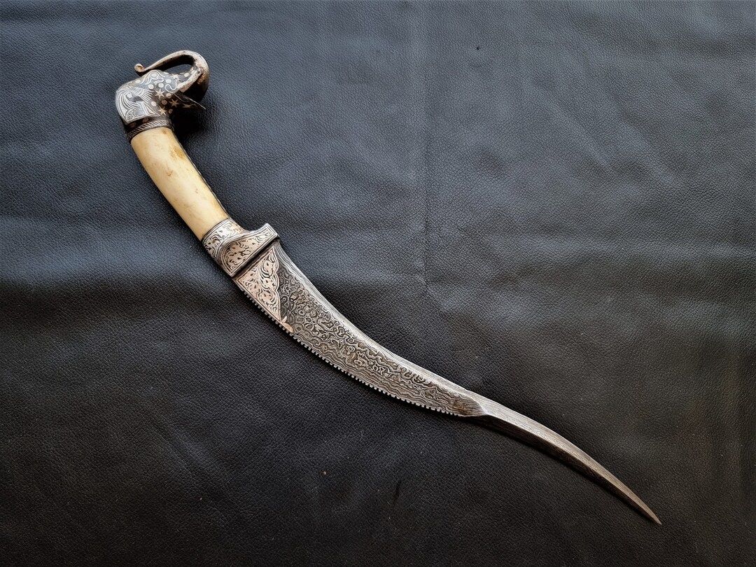 Indo Persian Elephant Head Mughal Islamic Bone Handgrip Karoli Dagger ...