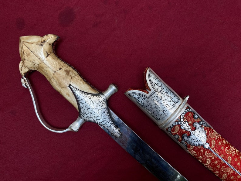 Vintage Indian Royal Sikh Rajput Shamshir Sword With Silver Koftgiri ...