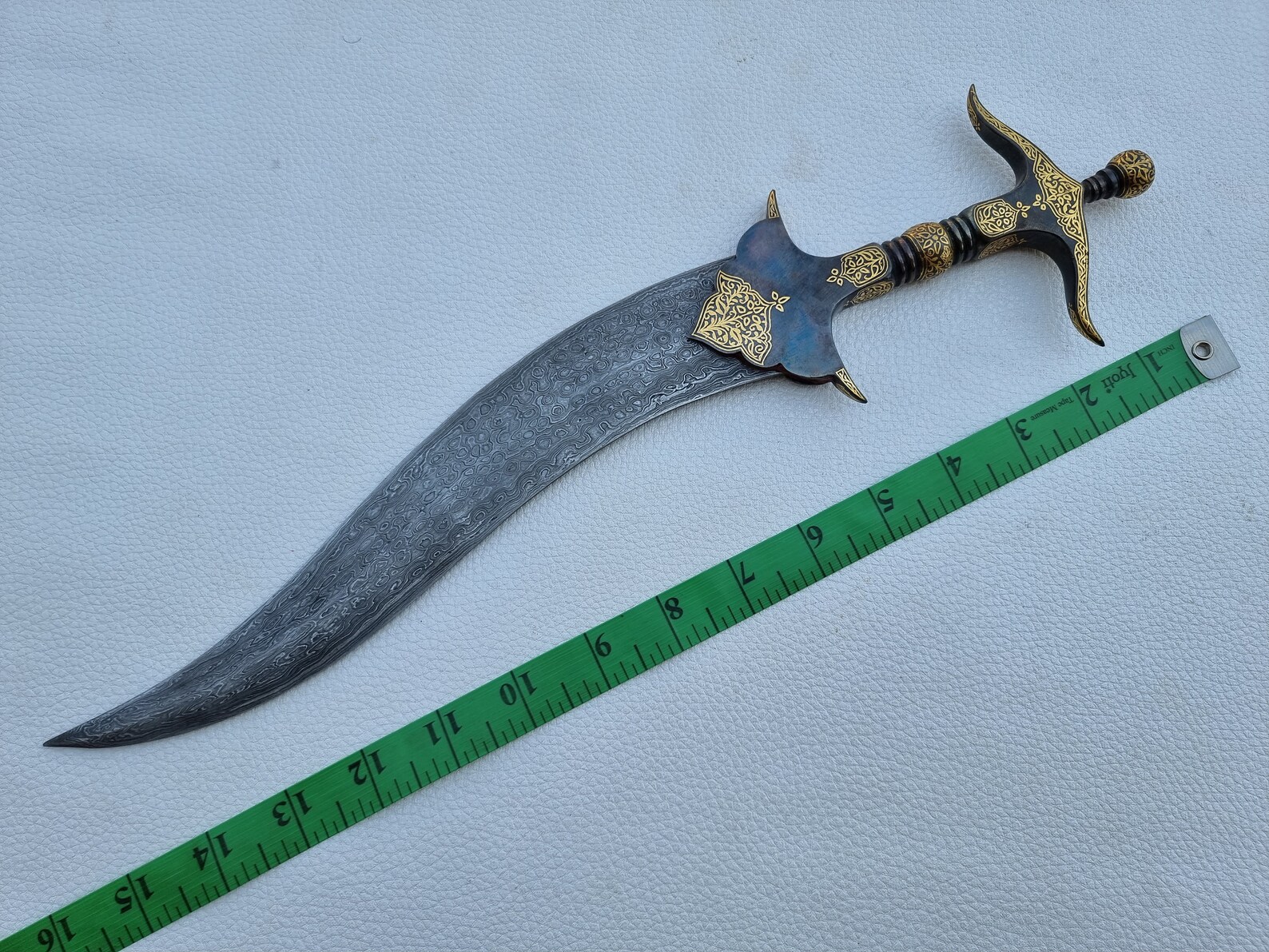 Vintage mughal chillanun dagger bichua made of damascus steel | Etsy