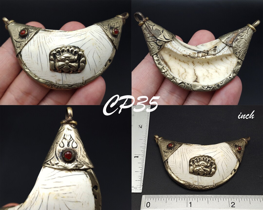 Old Tibet Nepal Conch Shell Lion Boomerang Etched Tribal NAGLAND Silver ...