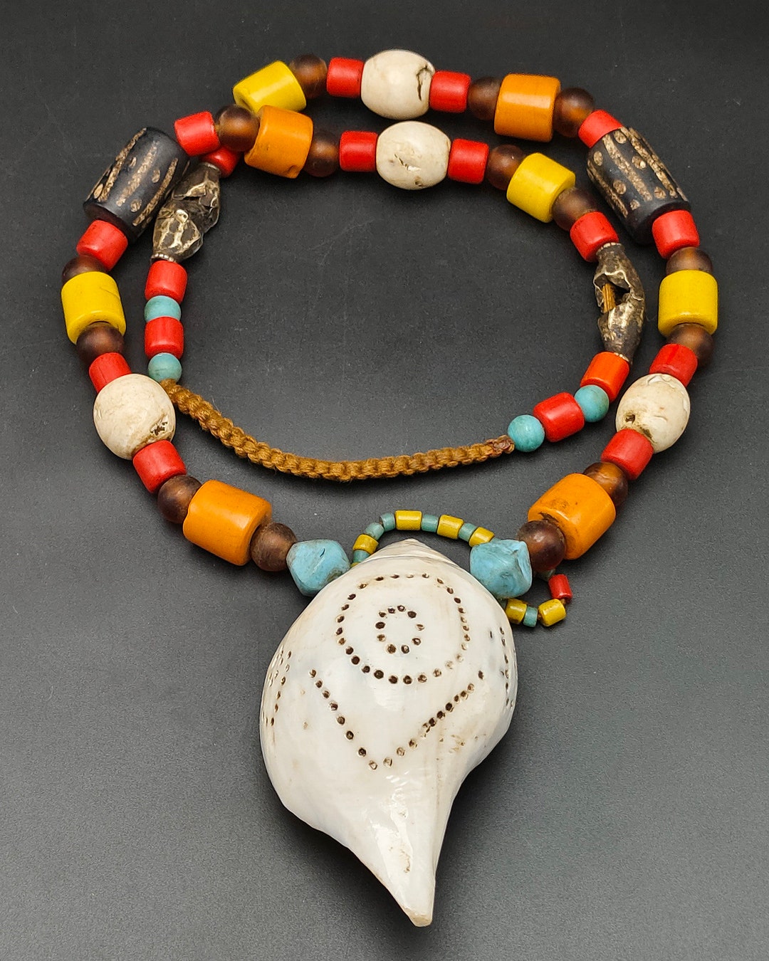 AUTHENTIC Nagaland Glass Beads & Chank Shell Pendant Necklace Tibet ...